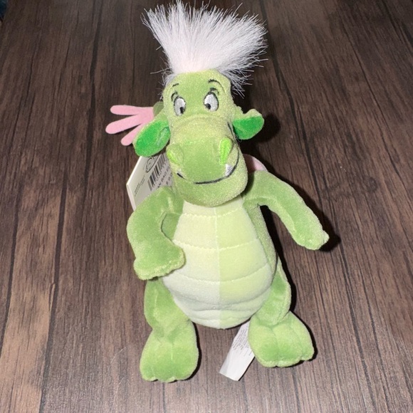 Disney | Toys | New Disneys Elit Elliot From Petes Dragon Stuffed Mini ...